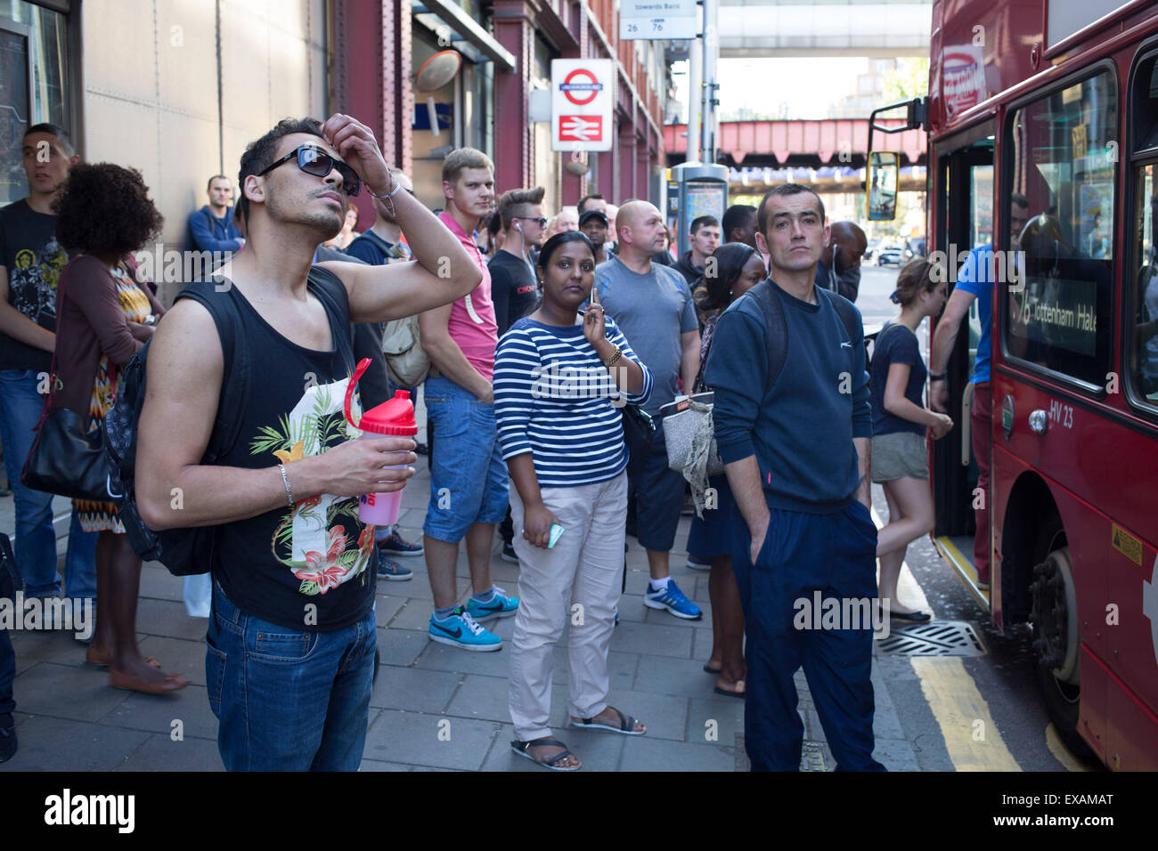 Overcrowded bus uk hi-res stock photography and images - Alamy