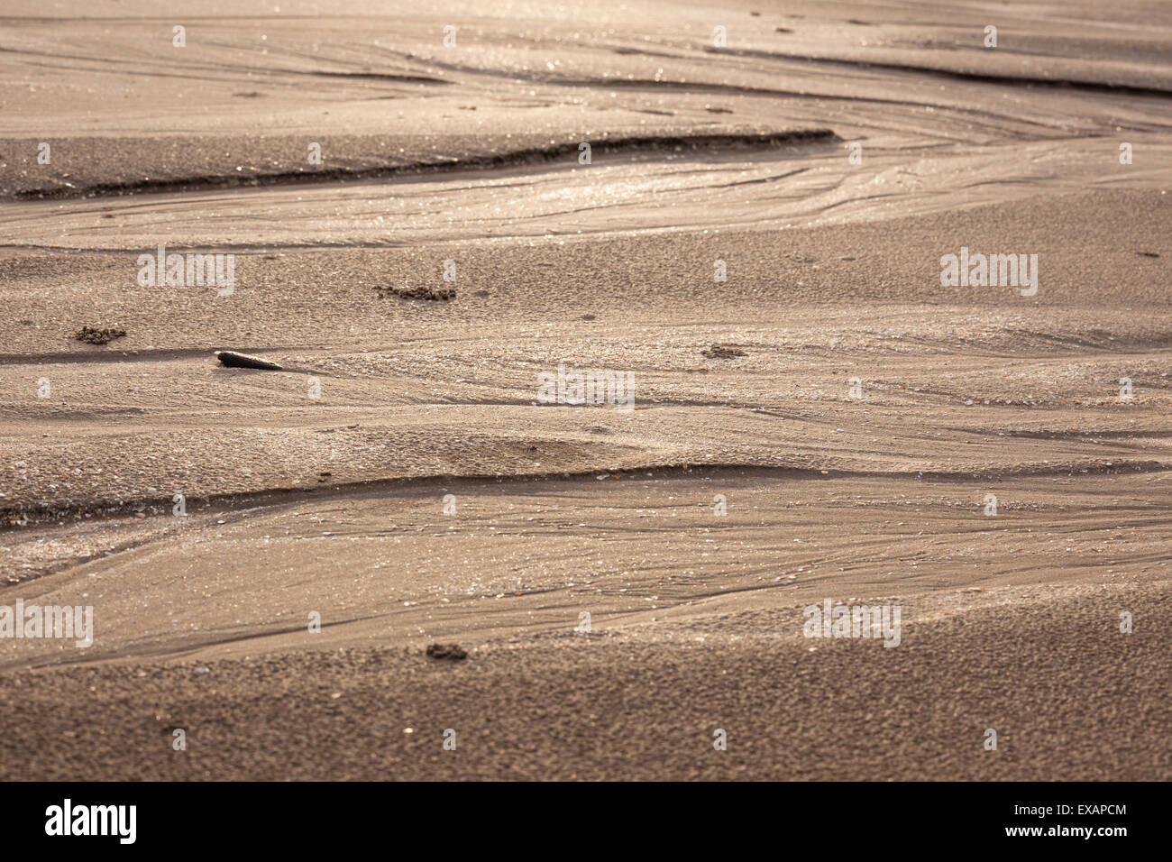 Natural sand patterns in beach Stock Photo - Alamy