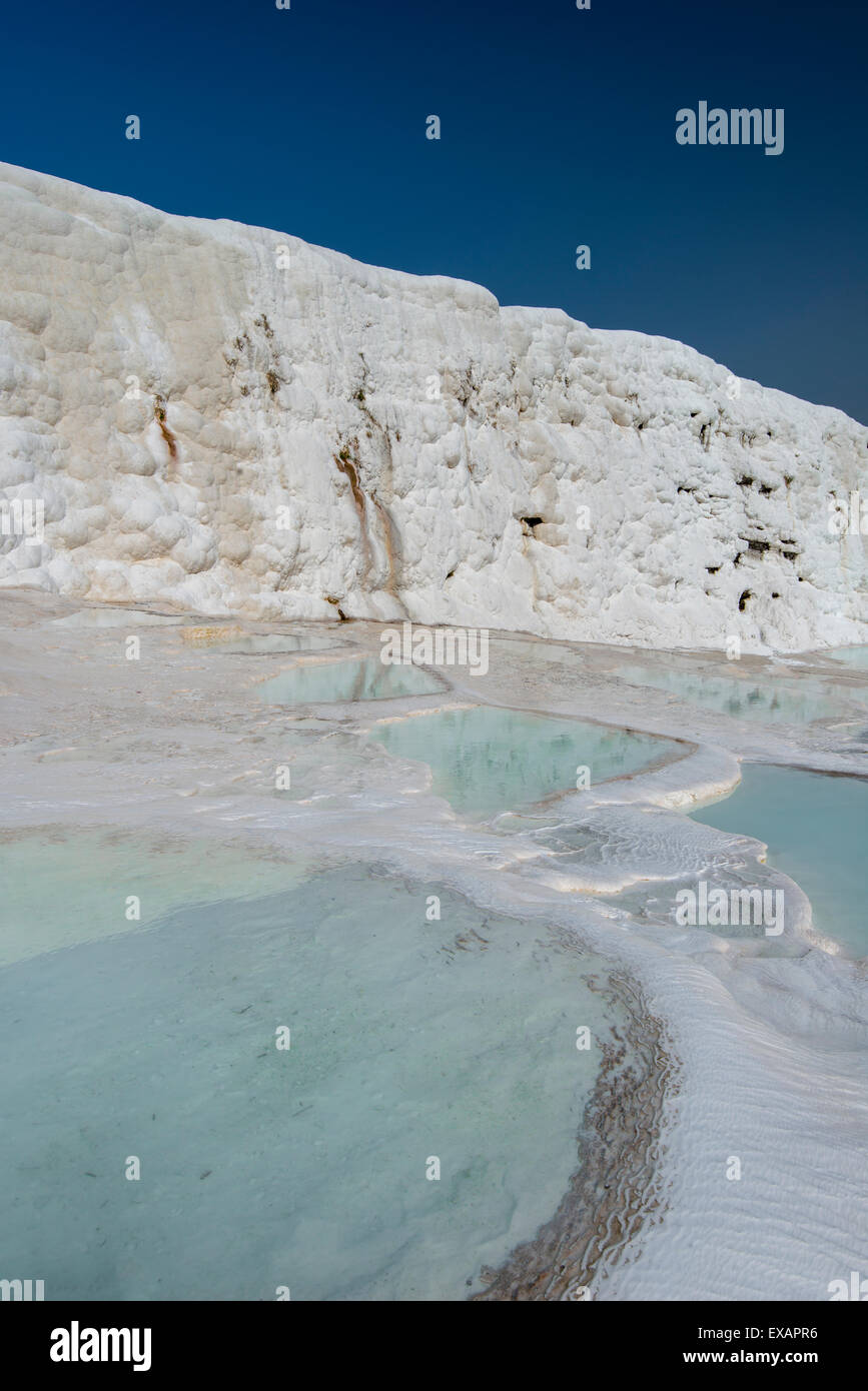 Travertine sedimentary rock hi-res stock photography and images - Alamy