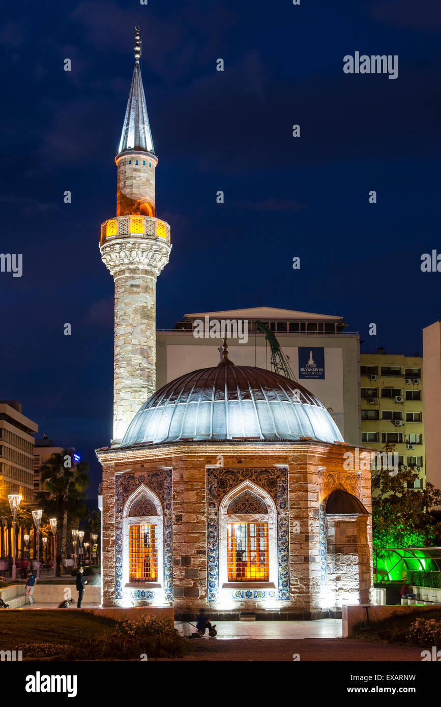 Konak yali mosque hi-res stock photography and images - Alamy