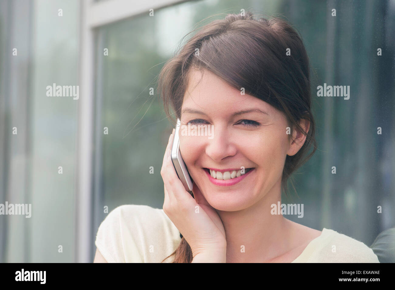 Early cell phones hi-res stock photography and images - Alamy