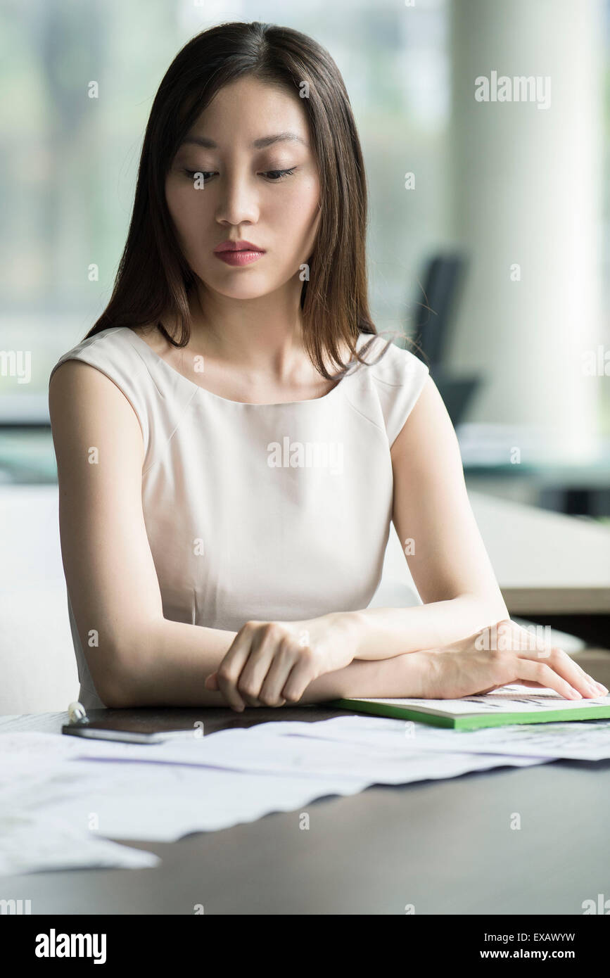 Office worker at desk Stock Photo - Alamy