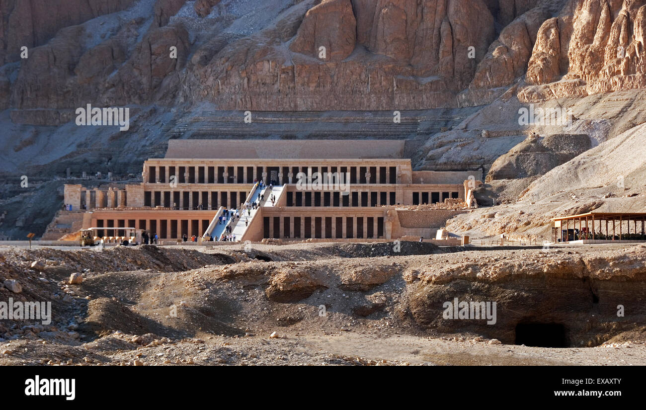 Deir el bahari tomb hi-res stock photography and images - Alamy