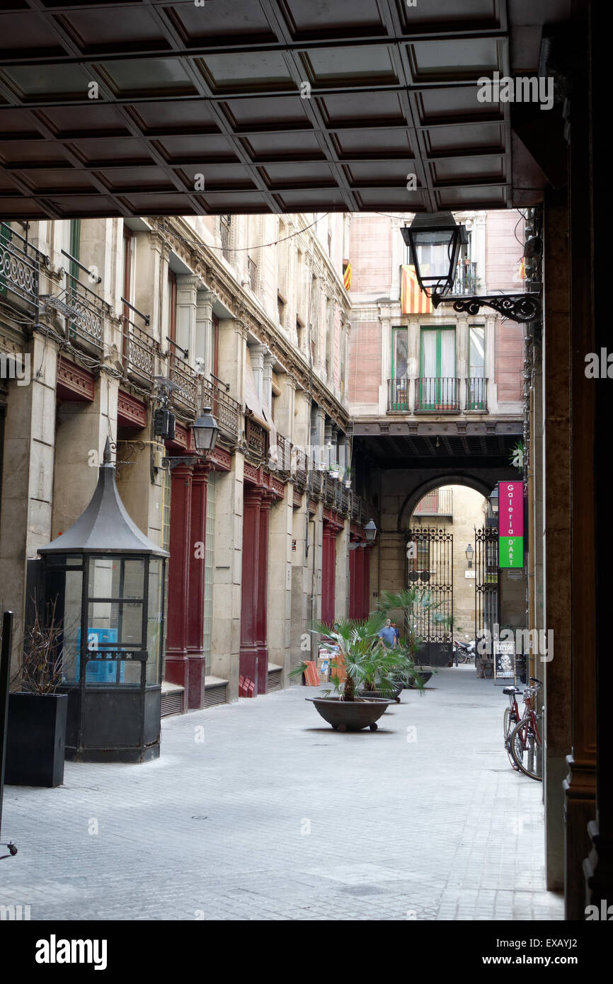 Street Scene Barcelona Stock Photo - Alamy