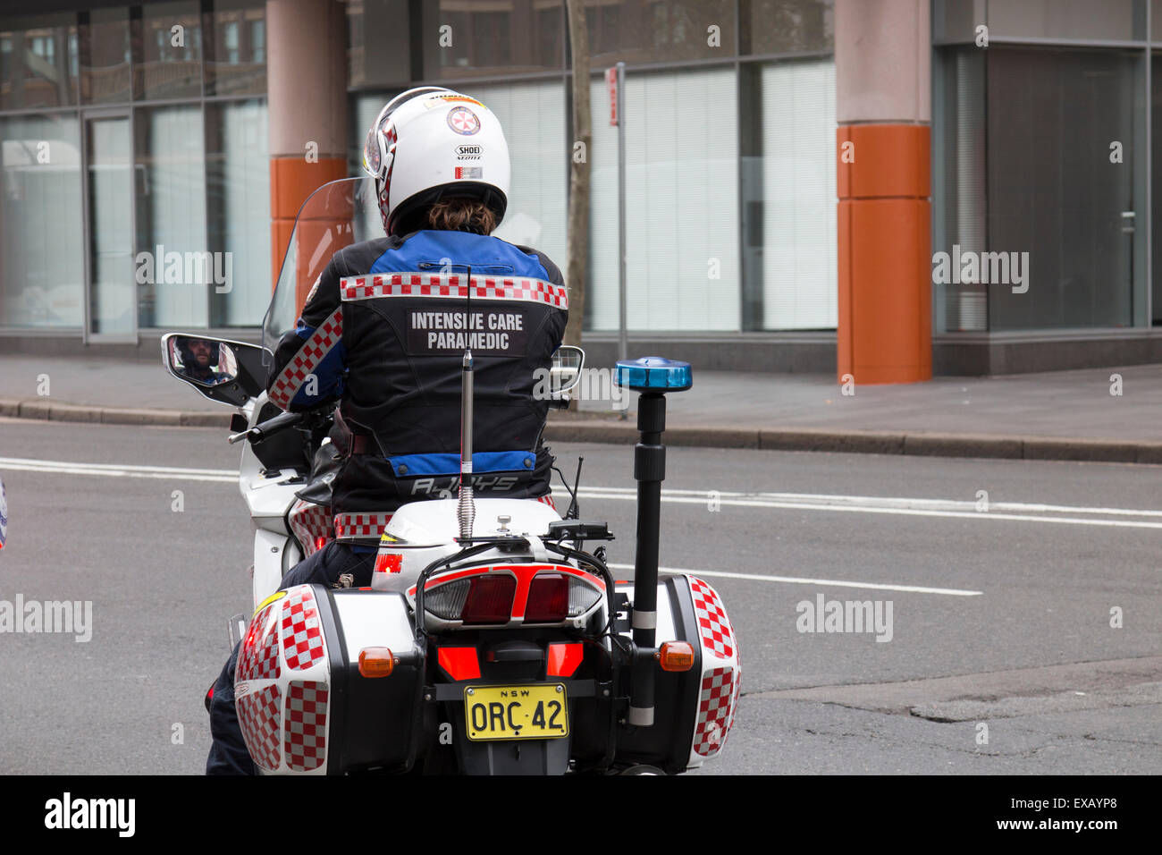 Paramedic Vehicle Stock Photos & Paramedic Vehicle Stock Images - Alamy