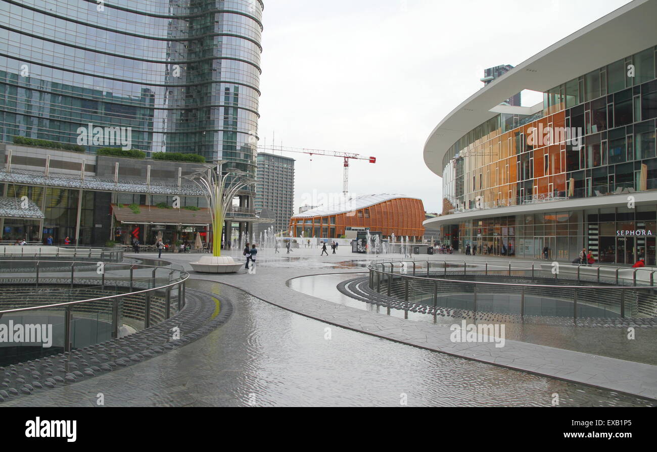 New buildings in Porta Garibaldi area in Milan, Italy Stock Photo - Alamy