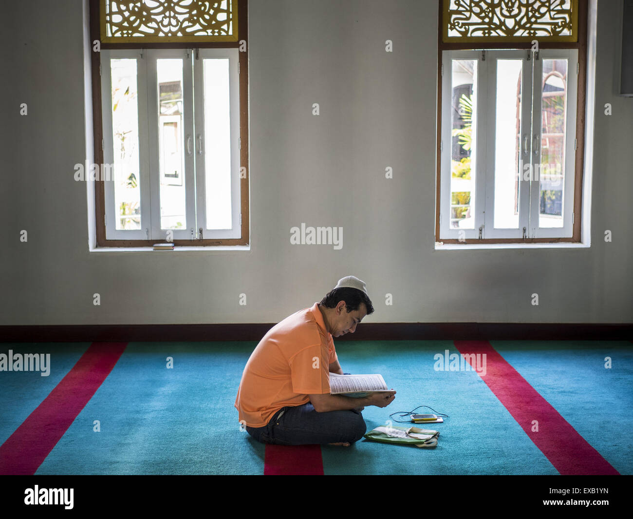 Haroon mosque bangkok hi-res stock photography and images - Alamy