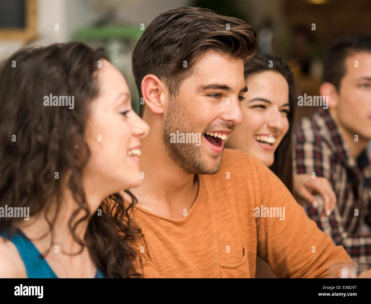 Friends restaurant fun hi-res stock photography and images - Alamy