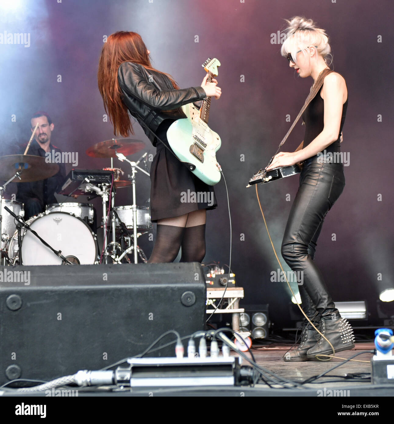 Larkin poe hi-res stock photography and images - Alamy