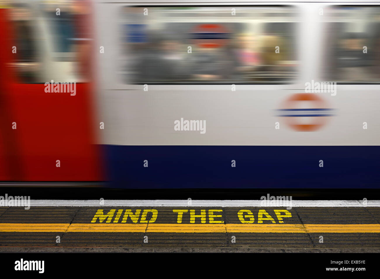 Transport For London Sign High Resolution Stock Photography and Images ...