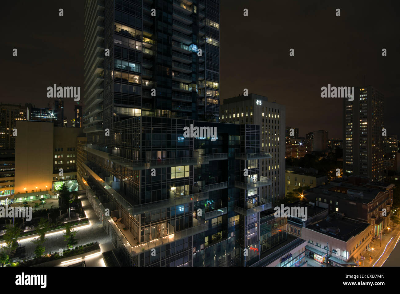 Chelsea hotel, toronto toronto hi-res stock photography and images - Alamy