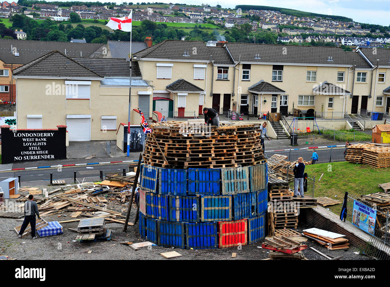 Londonderry loyalists hi-res stock photography and images - Alamy