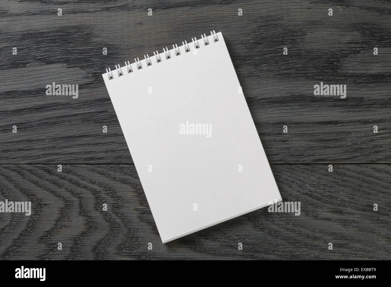 simple blank notepad on rustic wood table Stock Photo - Alamy