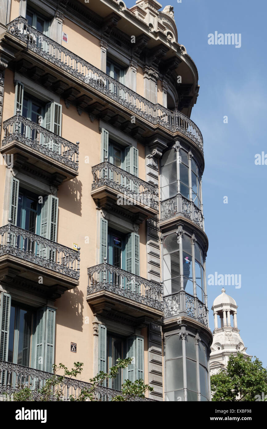 Streets and buildings Barcelona Stock Photo - Alamy