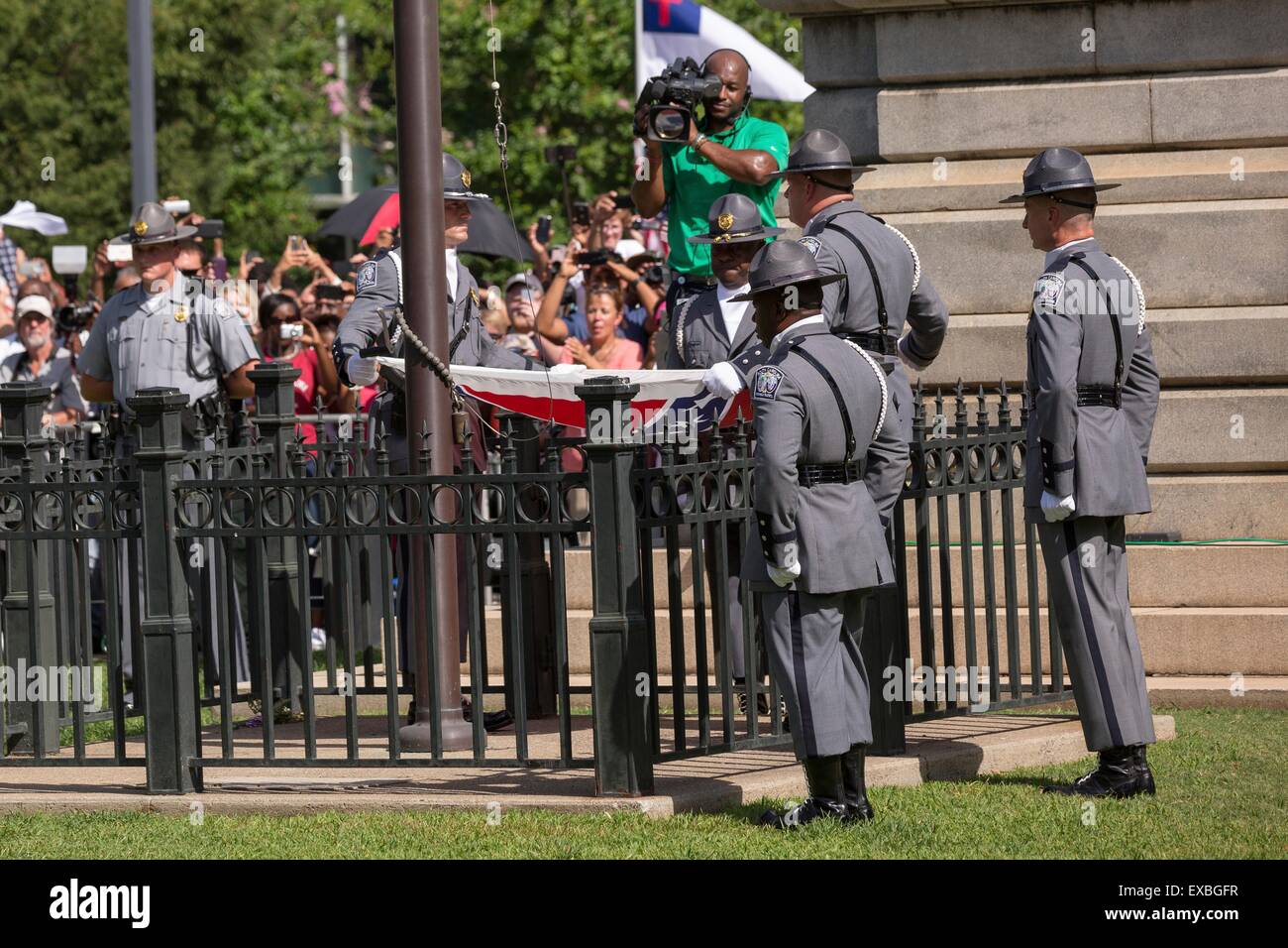 Fold flag hi-res stock photography and images - Alamy