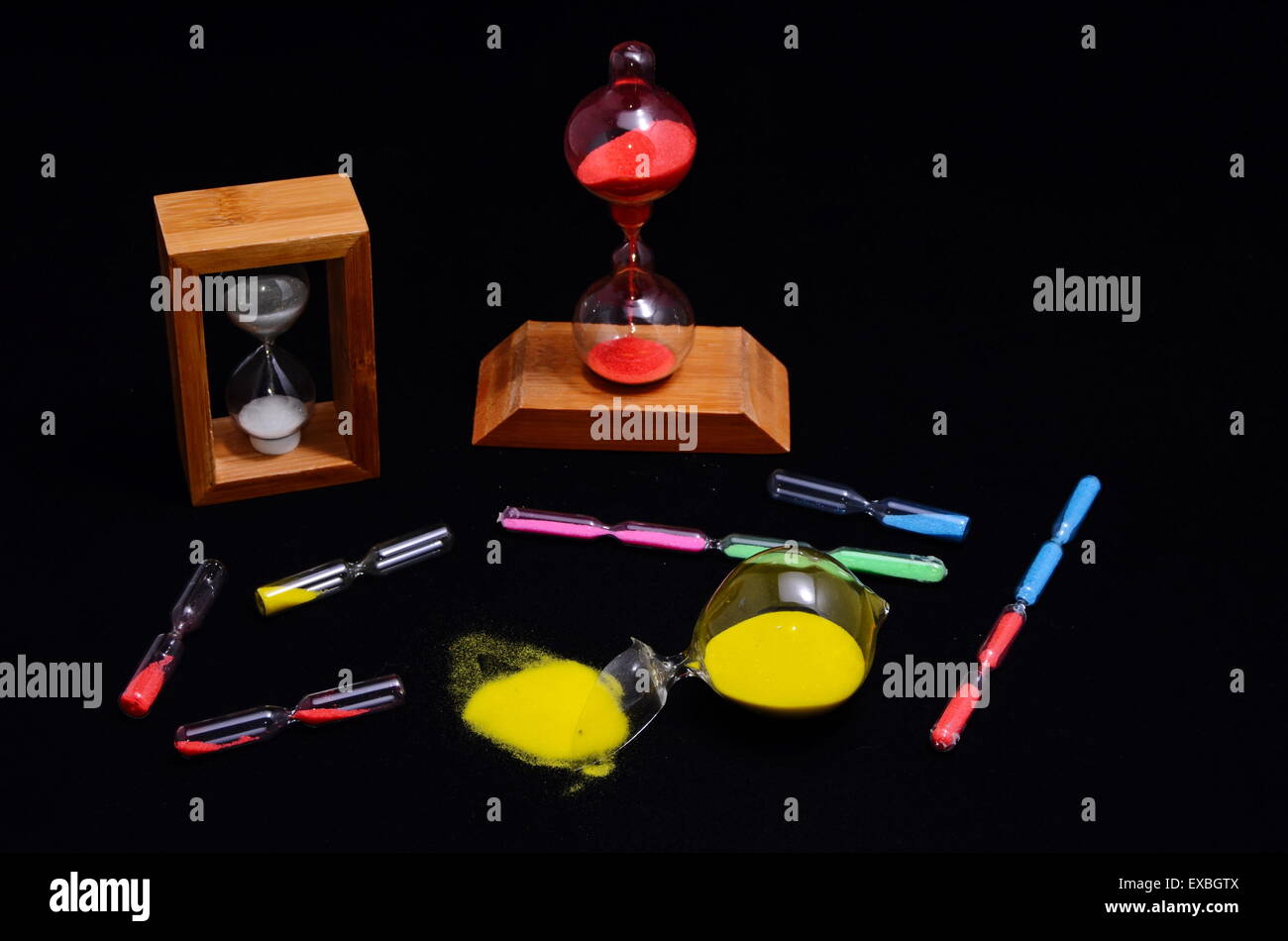 Broken Glass Hourglass Stock Photo - Alamy