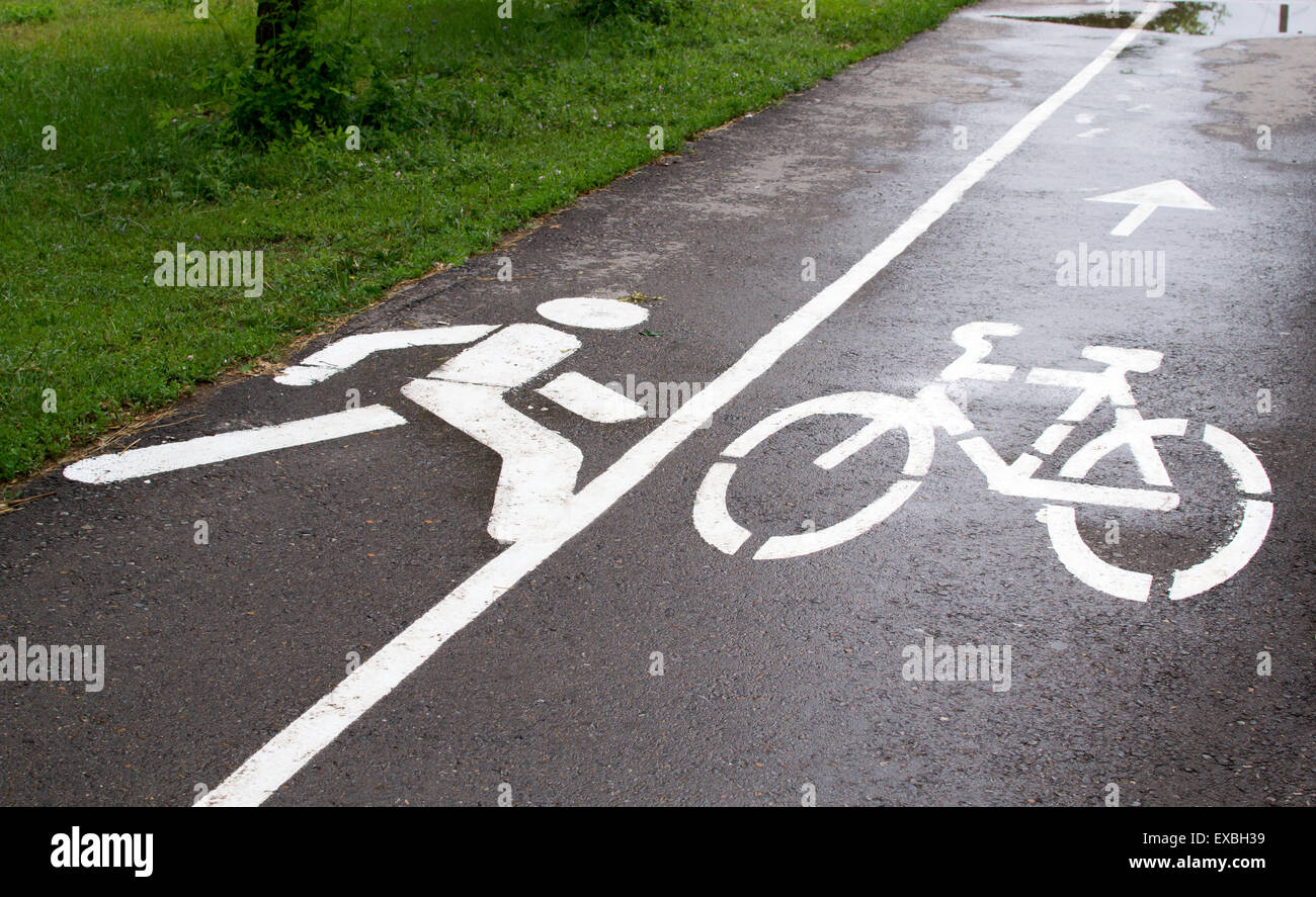 Street ground cycle tarmac hi-res stock photography and images - Alamy