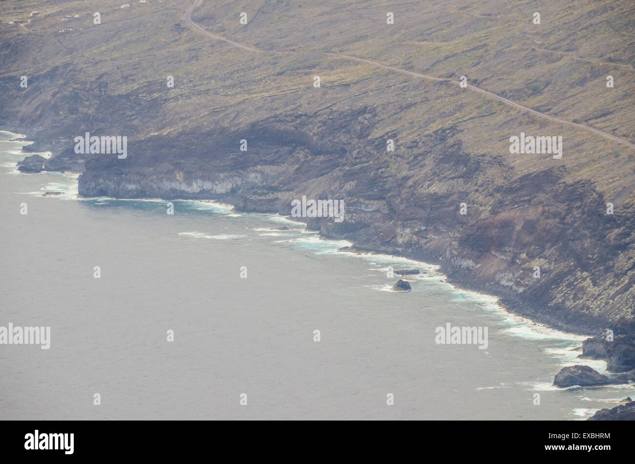 Birdseye view tropical ocean islands hi-res stock photography and ...