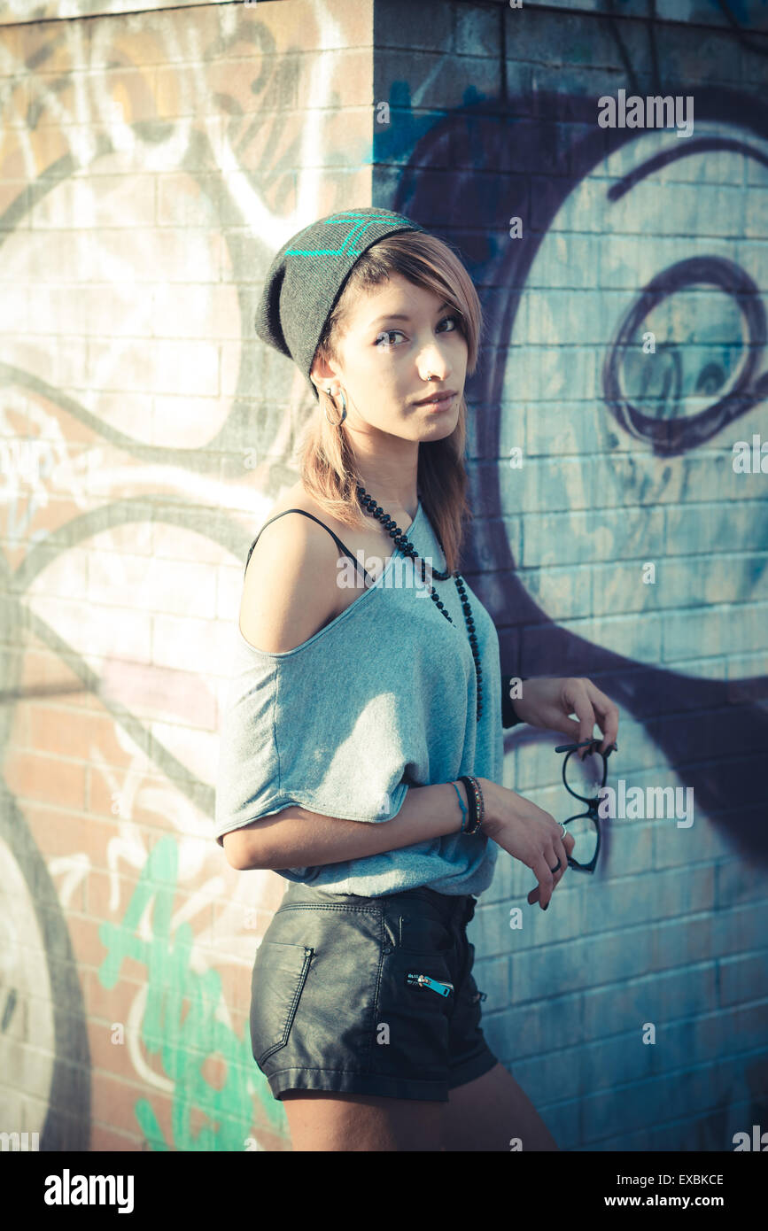 young beautiful model woman in the city Stock Photo - Alamy