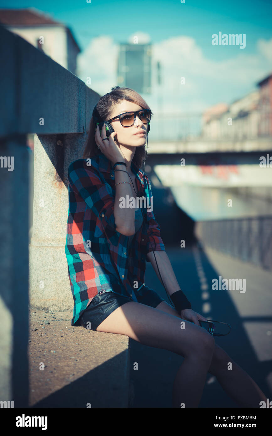 young beautiful model woman in the city Stock Photo - Alamy