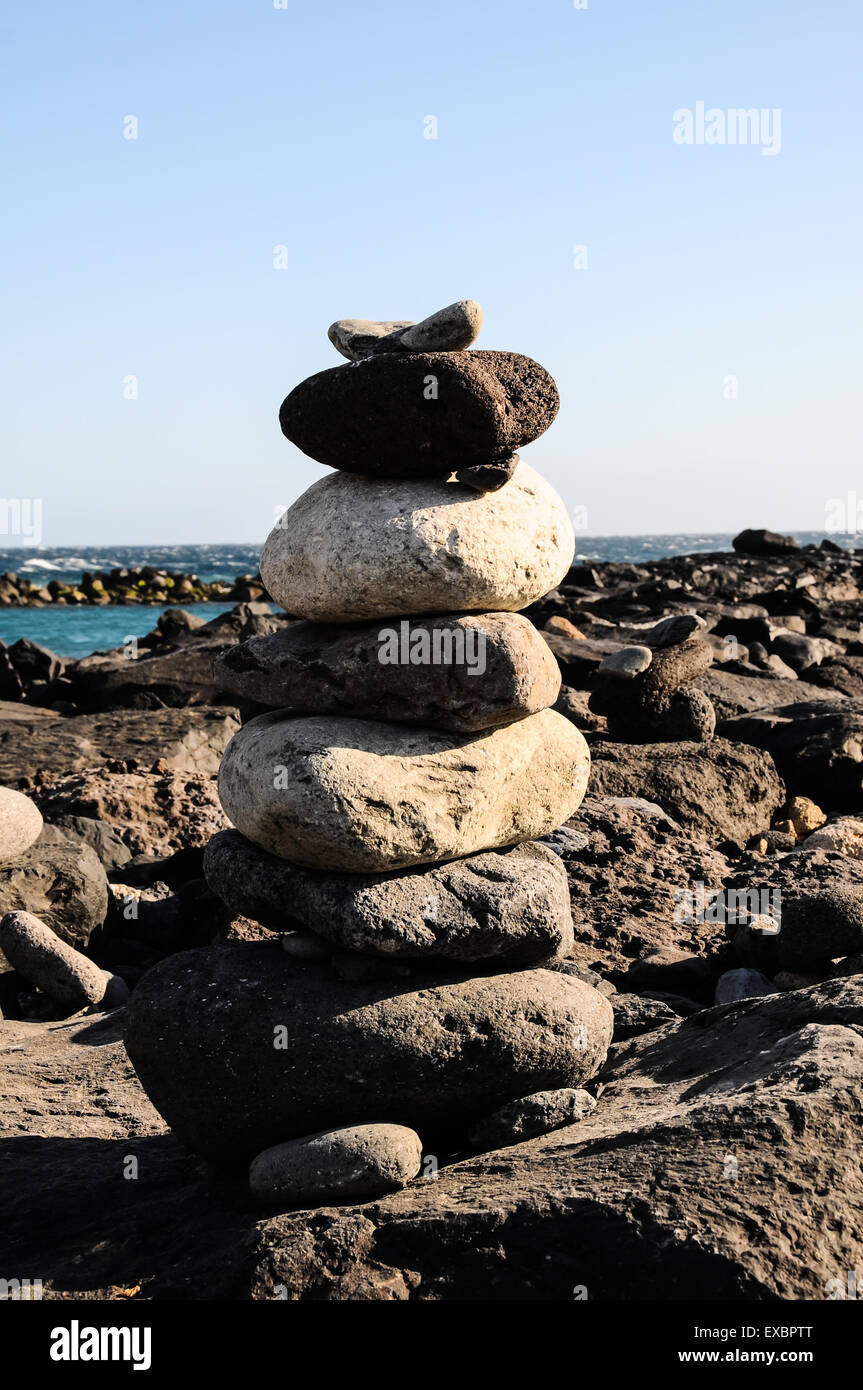 The Buddhist Traditional Stone Pyramids Stock Photo - Alamy