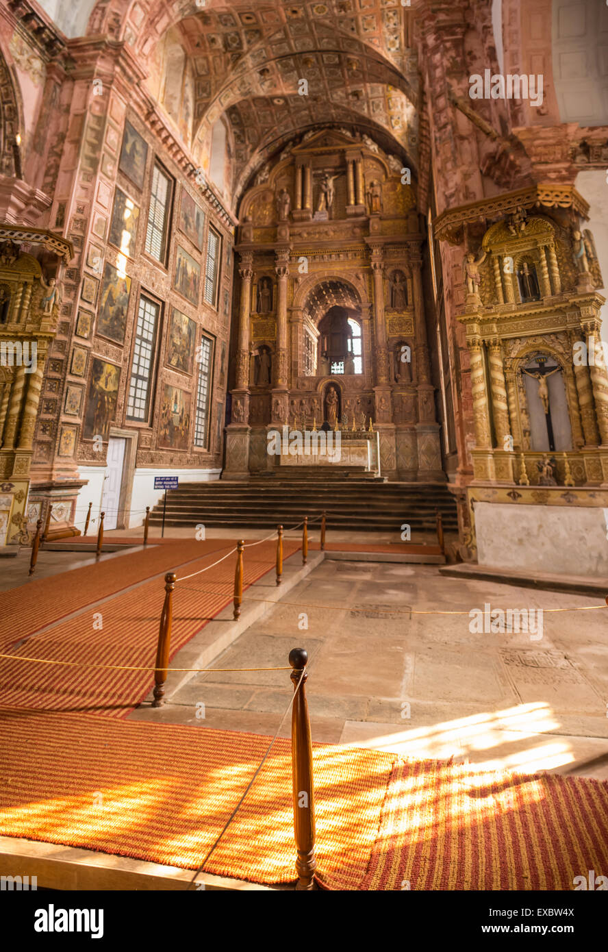 Interior view of a modern church Stock Photo - Alamy