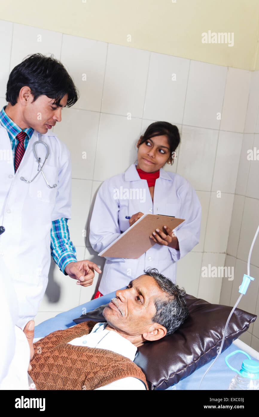 Young indian doctor man hi-res stock photography and images - Alamy