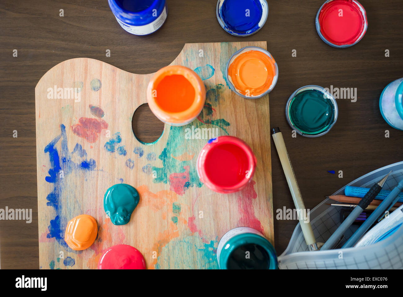 close up of colorful painter palette at home Stock Photo - Alamy