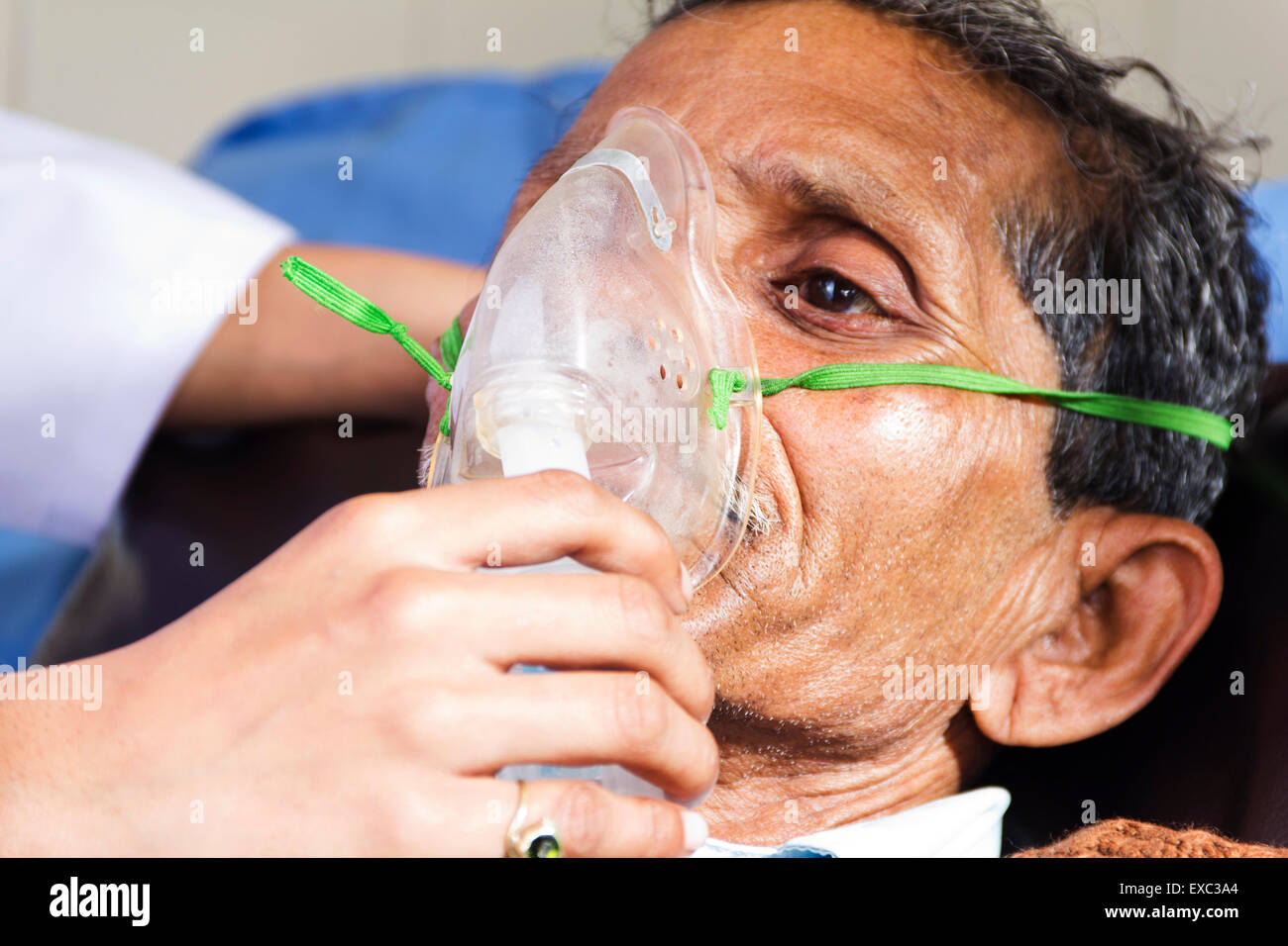 indian Nurse hospital Patient Treatment Stock Photo - Alamy