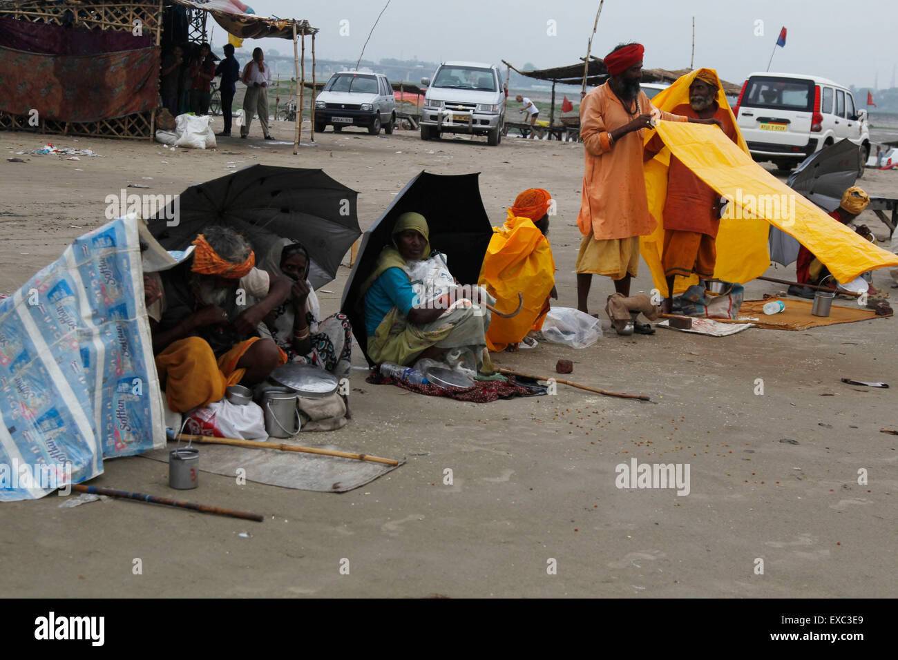 Allahabad india 11th july 2015 hi-res stock photography and images - Alamy