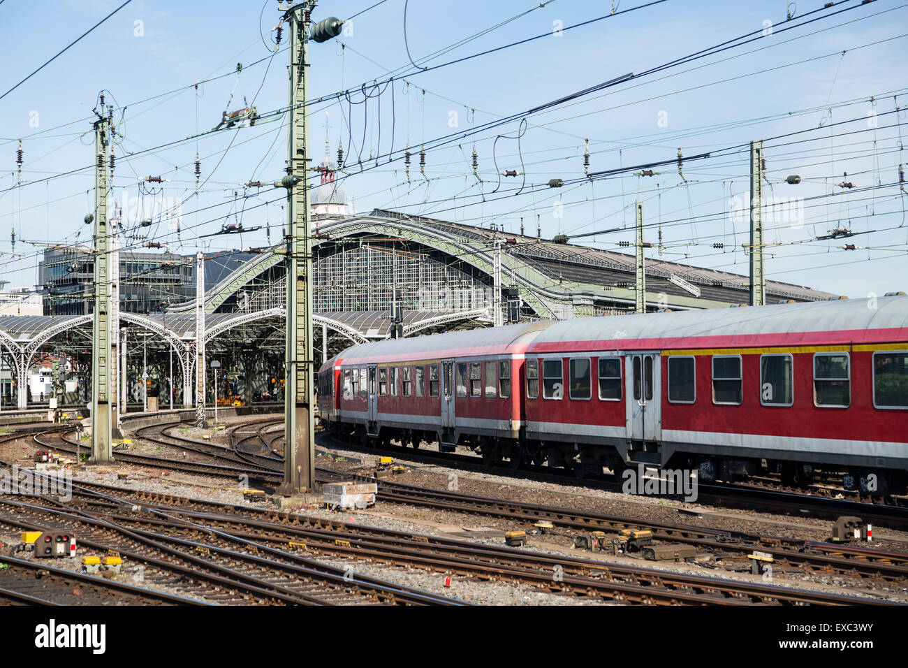 Cologne germany train station hi-res stock photography and images - Alamy