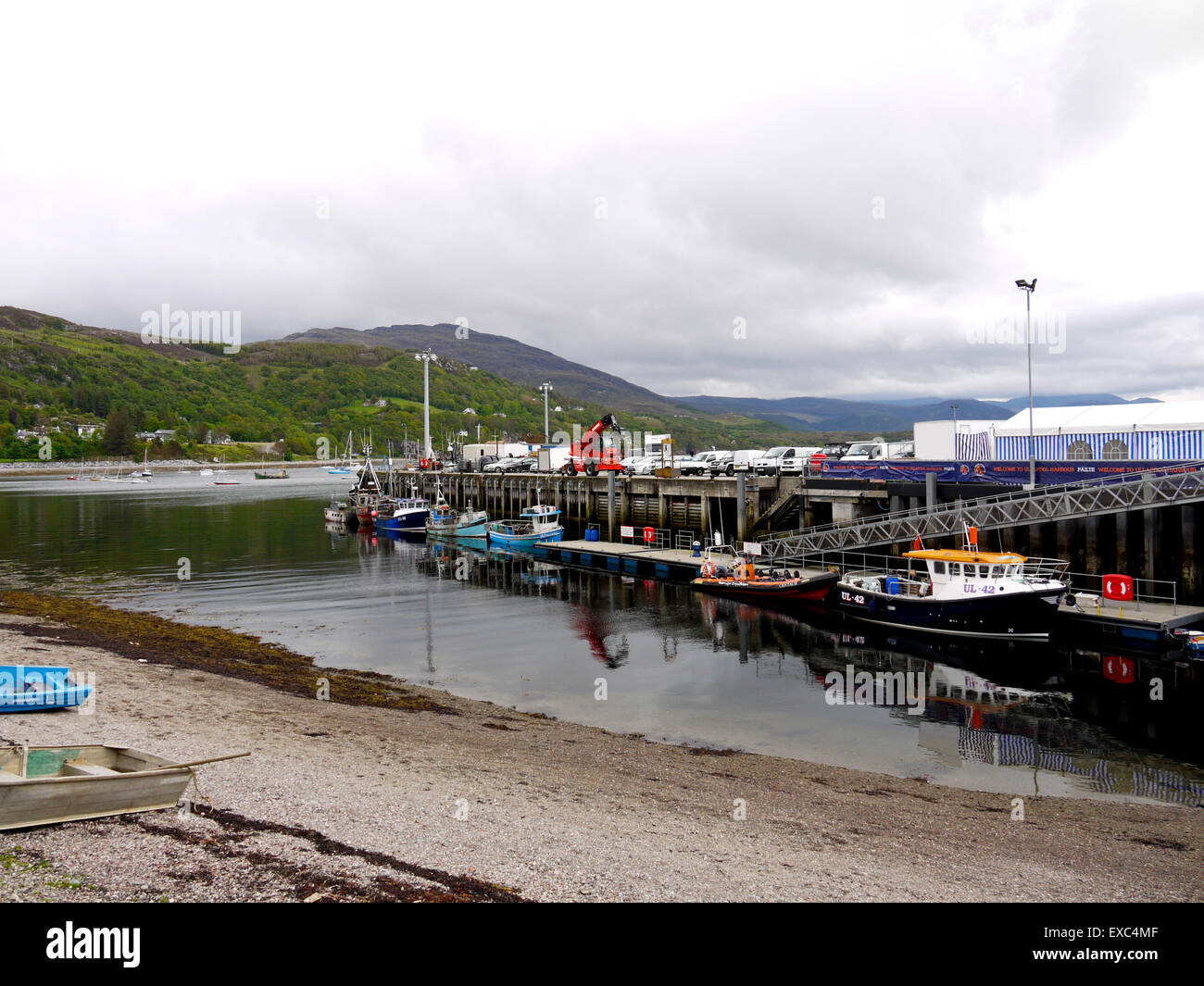 Ullapool Harbour, Ullapool, Wester-Ross, Scotland, UK Stock Photo - Alamy