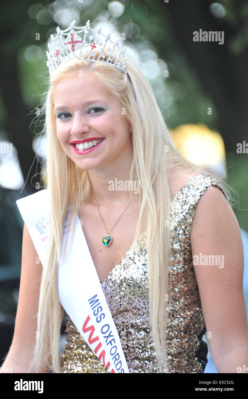 Witney, Oxfordshire, UK. 11th July, 2015. The annual carnival through ...
