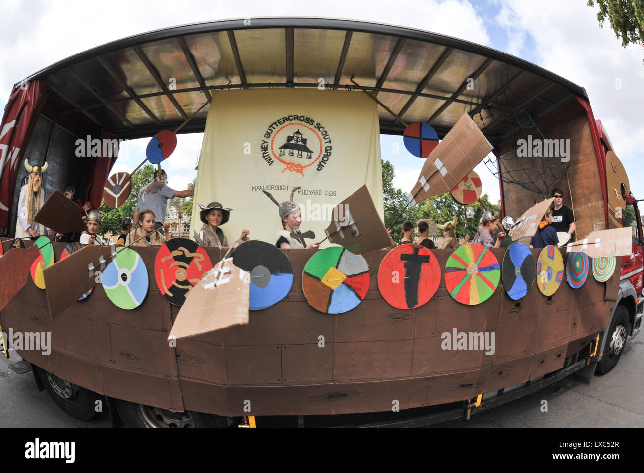 Witney, Oxfordshire, UK. 11th July, 2015. The annual carnival through ...