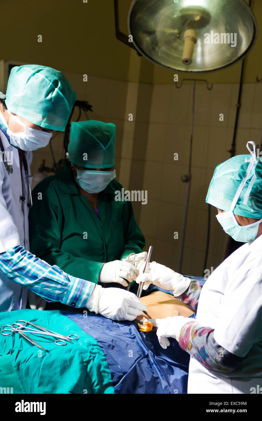 doctors Operation Theater Patient Operation Treatment Stock Photo - Alamy