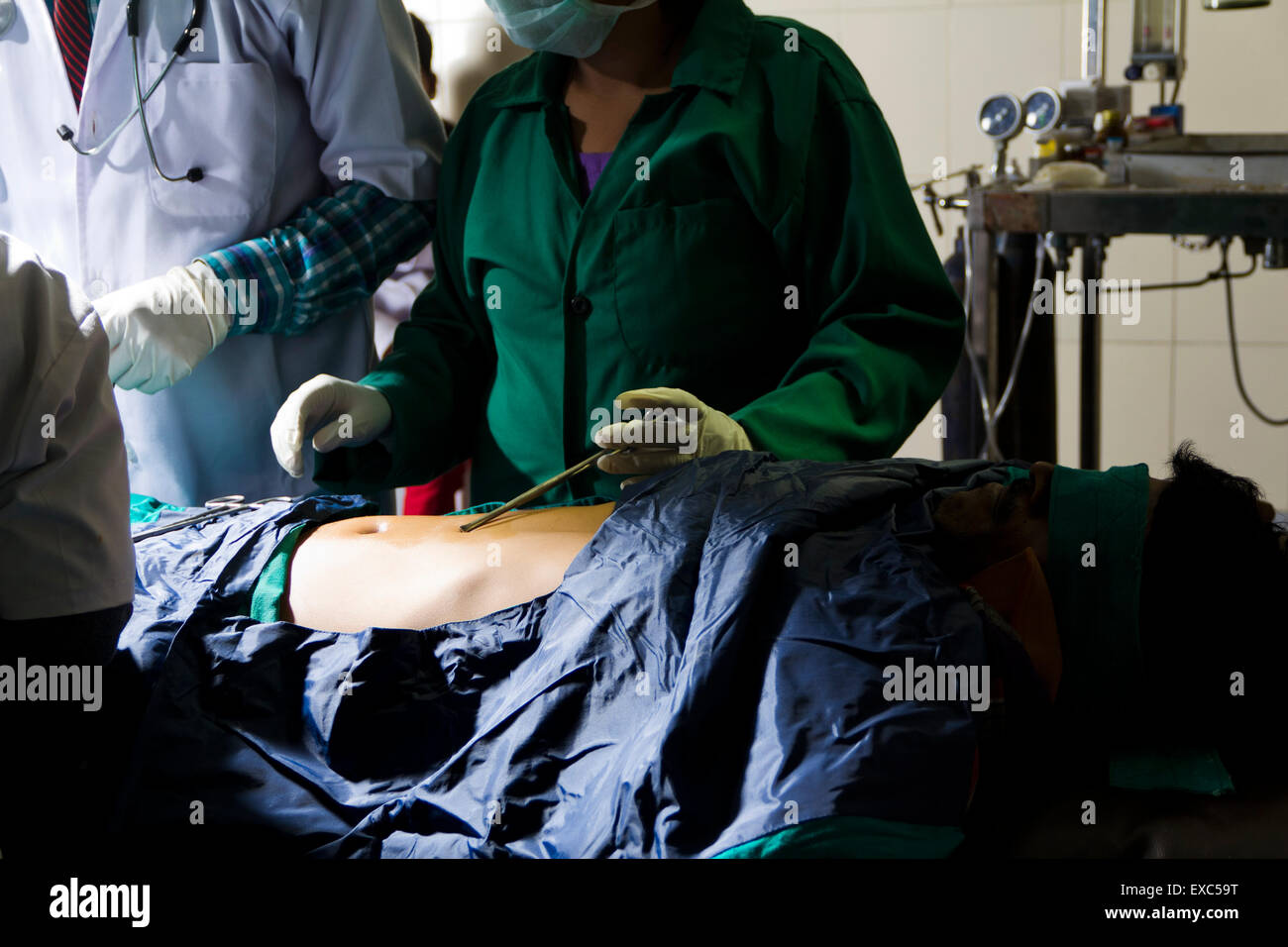 doctors Operation Theater Patient Operation Treatment Stock Photo - Alamy