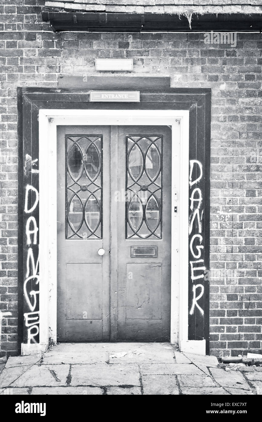 Door derelict building safety hi-res stock photography and images - Alamy