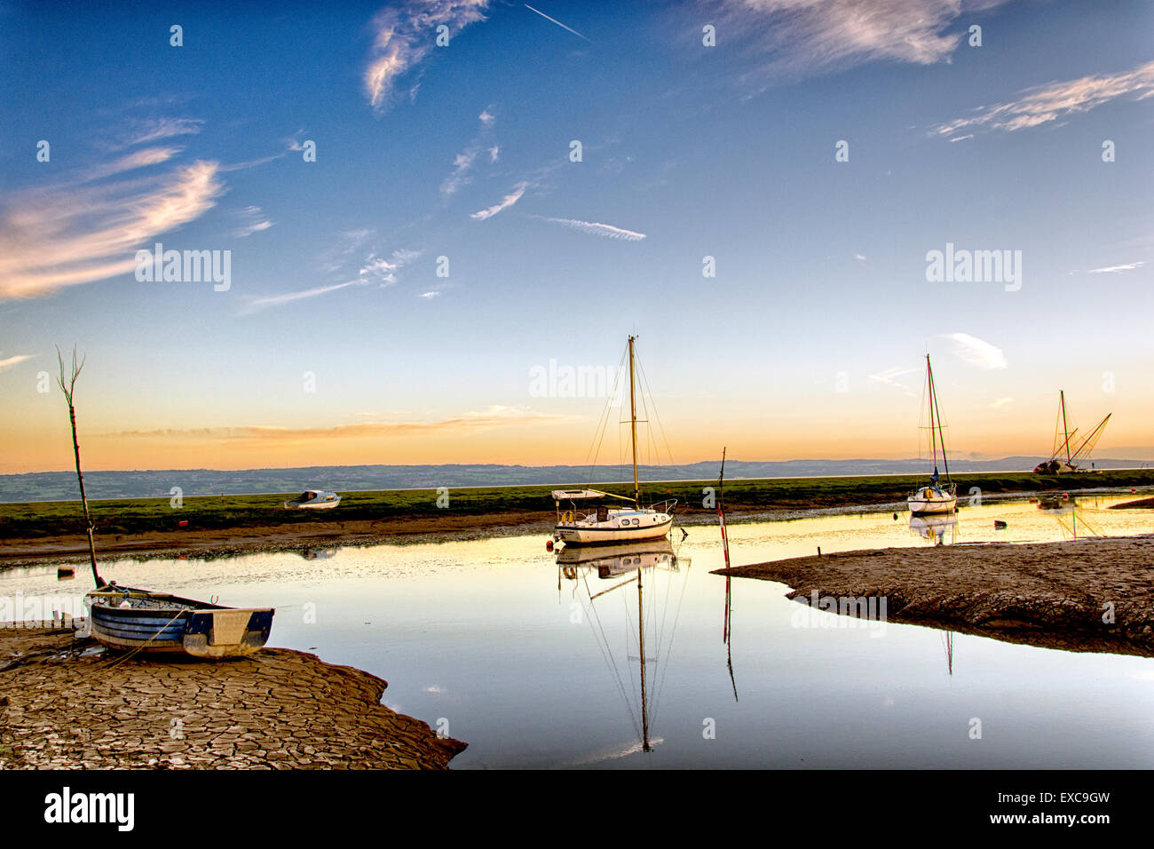 Mud Flats & Fishing Boats at Sunset, Heswall Boatyard, The Wirral ...