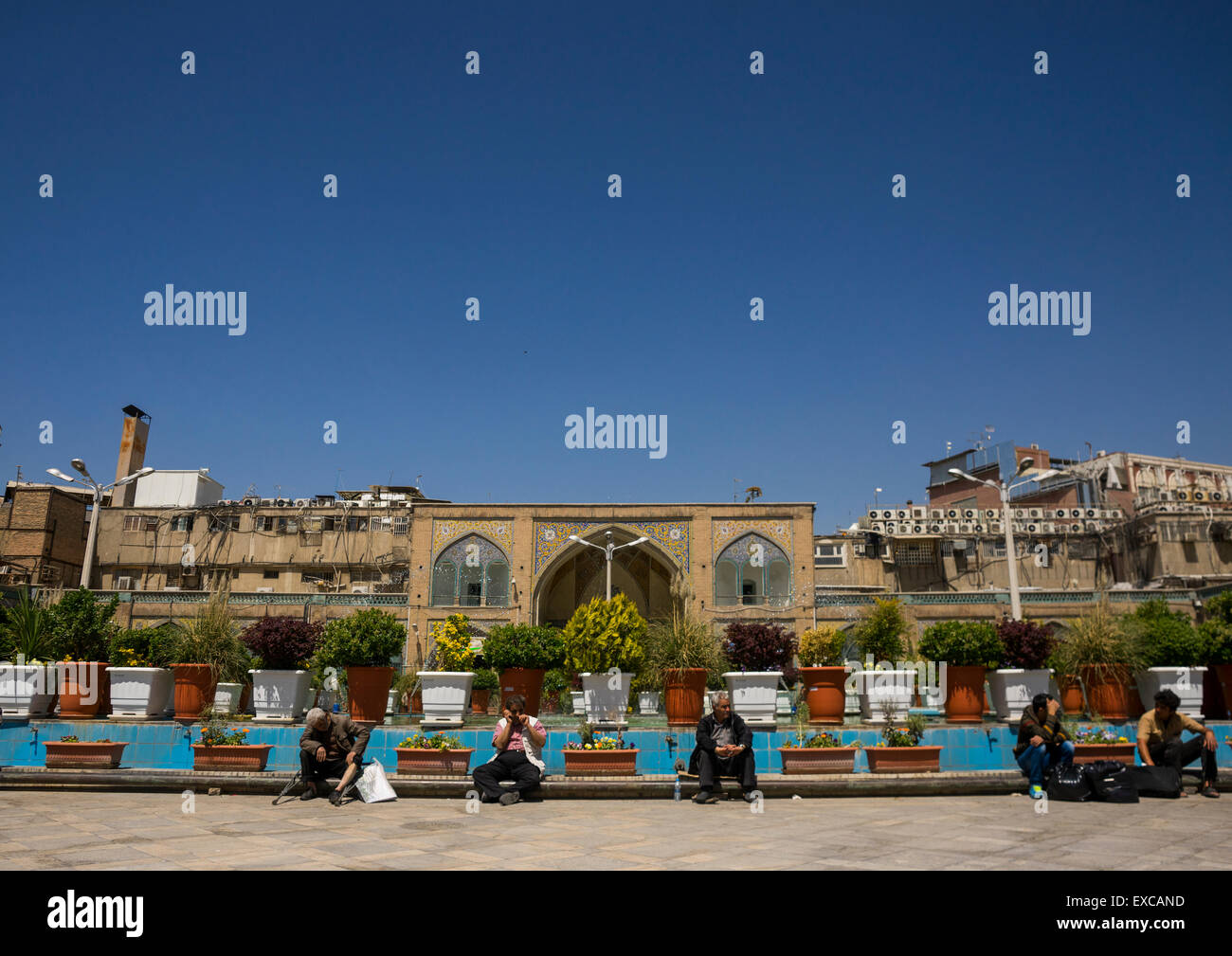 Imam khomeini mosque tehran hi-res stock photography and images - Alamy