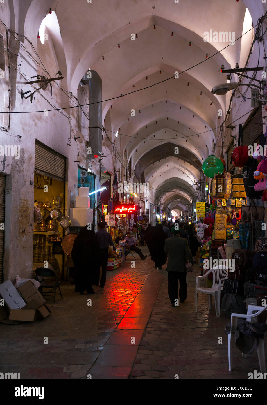 Alley In The Bazaar, Isfahan Province, Kashan, Iran Stock Photo - Alamy