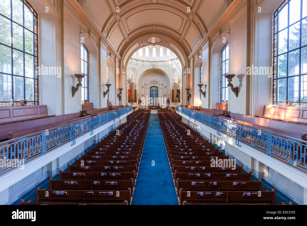 The interior of the Naval Academy Chapel at the US Naval Academy in ... The interior of the Naval Academy Chapel at the US Naval Academy in ...