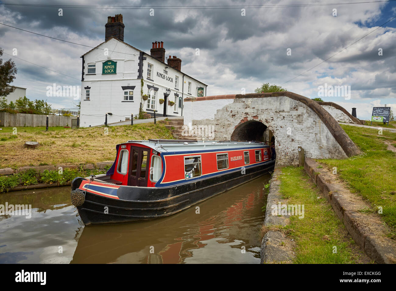 Middlewich Canal High Resolution Stock Photography and Images - Alamy