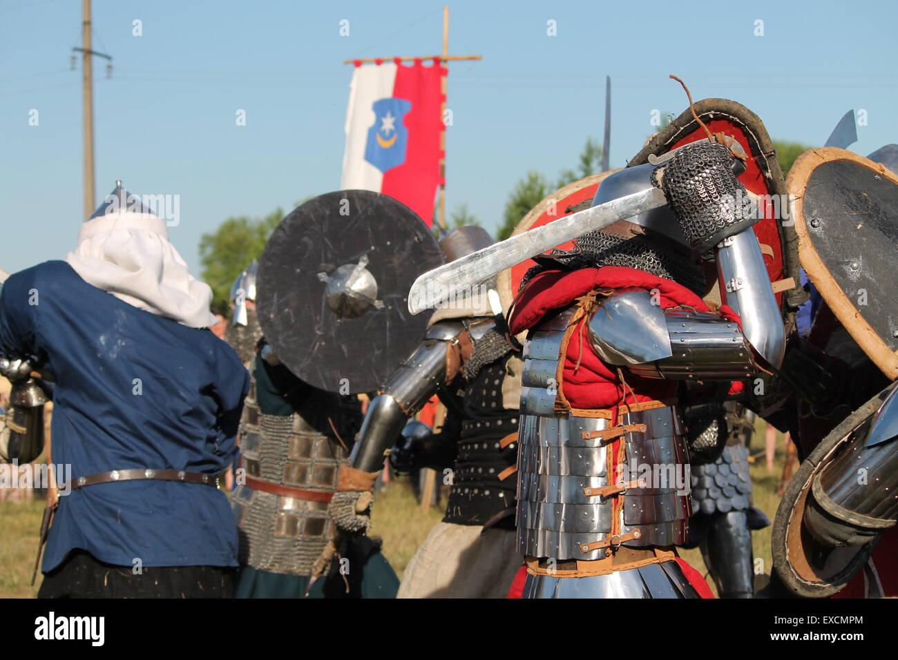 battle between historical knights clubs on "Pride of Ancestor", July 4 ...