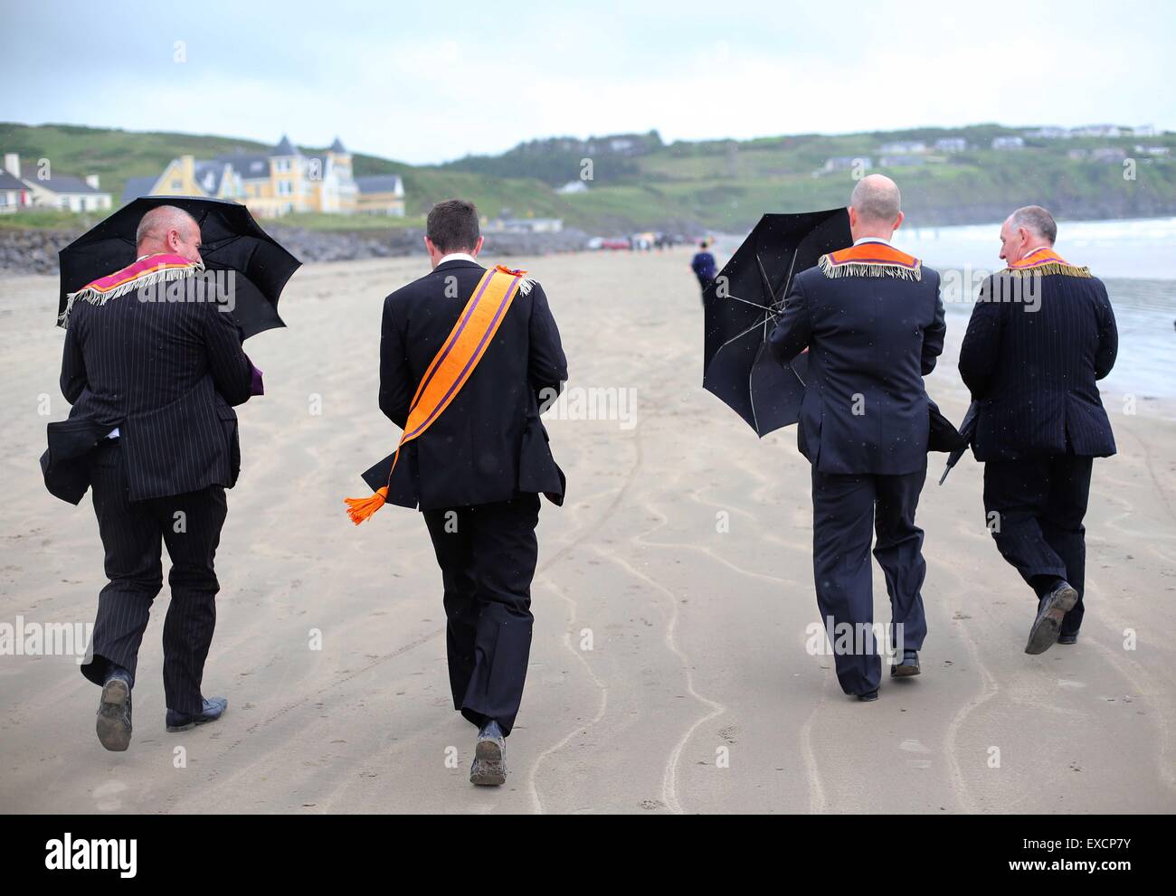 12 july orange parade hi-res stock photography and images - Alamy