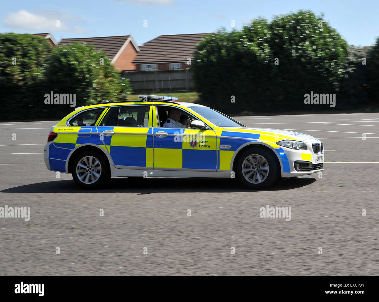 Maidstone, Kent, UK. 11th July, 2015. Police officers demostrate their ...