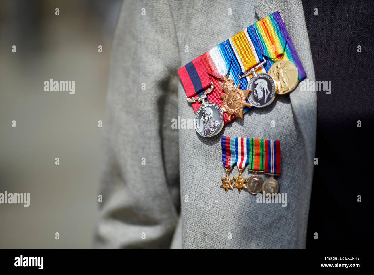 Uk armed forces medals hi-res stock photography and images - Alamy