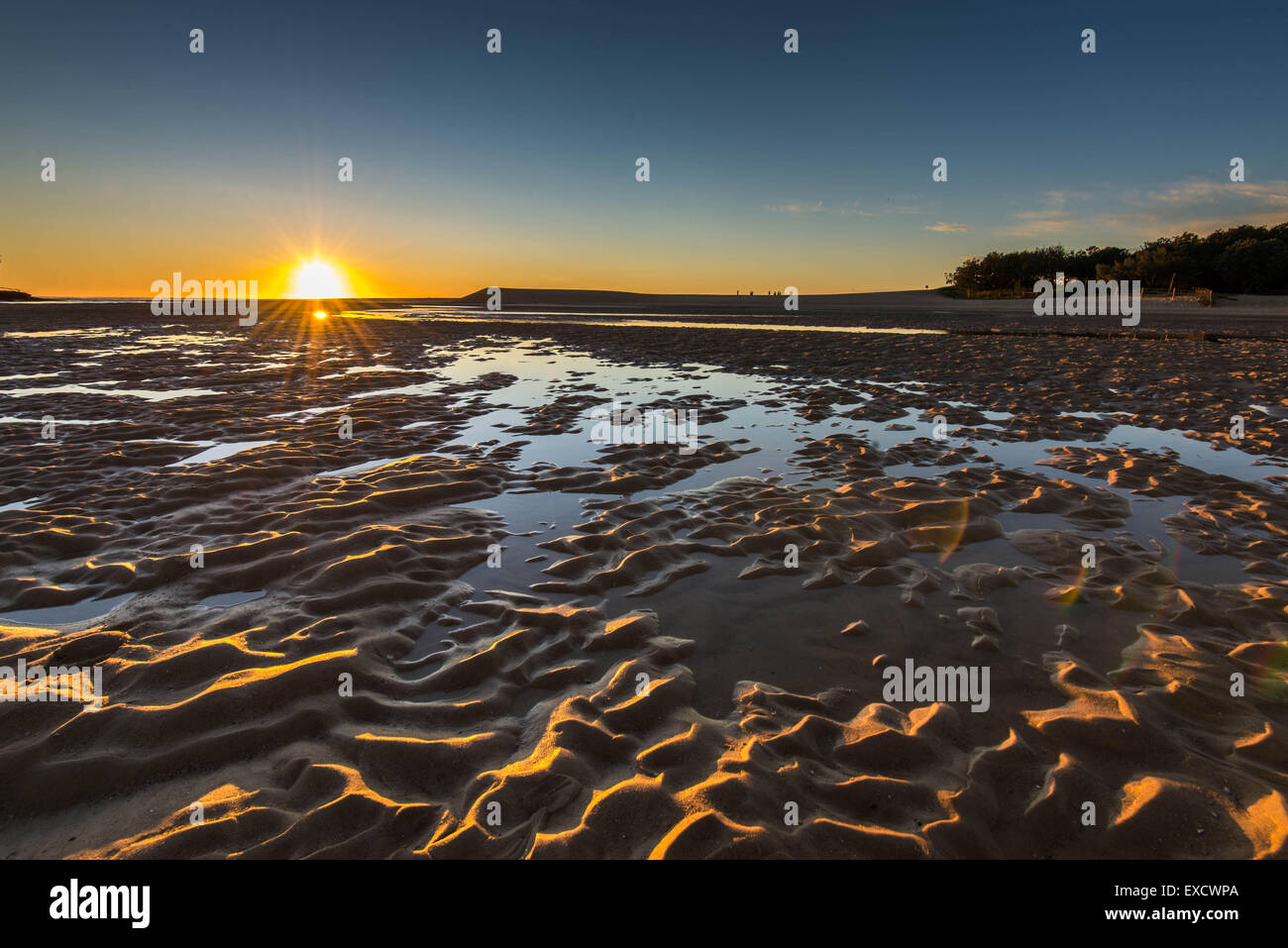 Coastal lake hi-res stock photography and images - Alamy