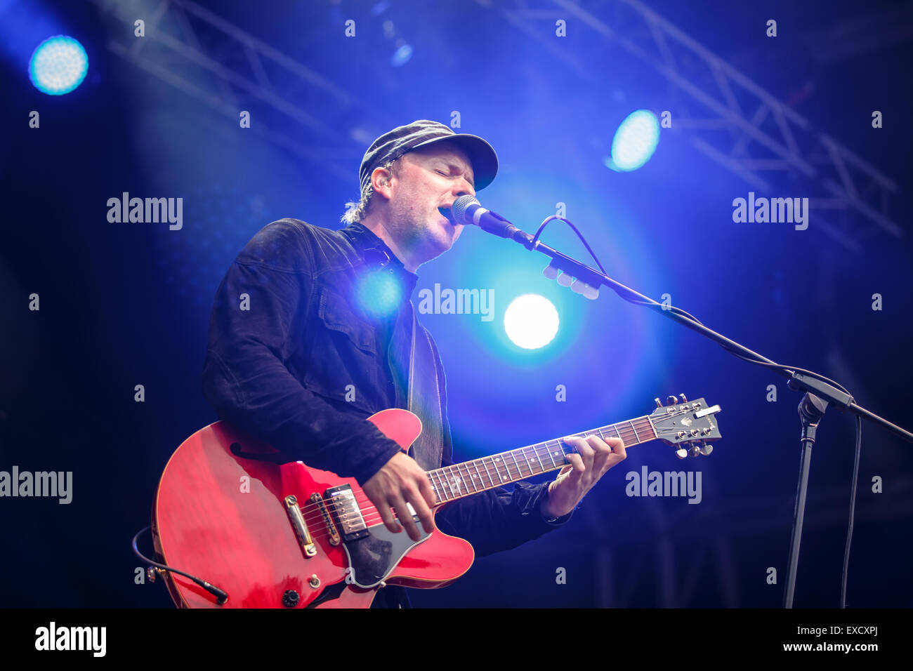 Manchester, UK. 11th July 2015. Former Doves members Jez Williams and ...