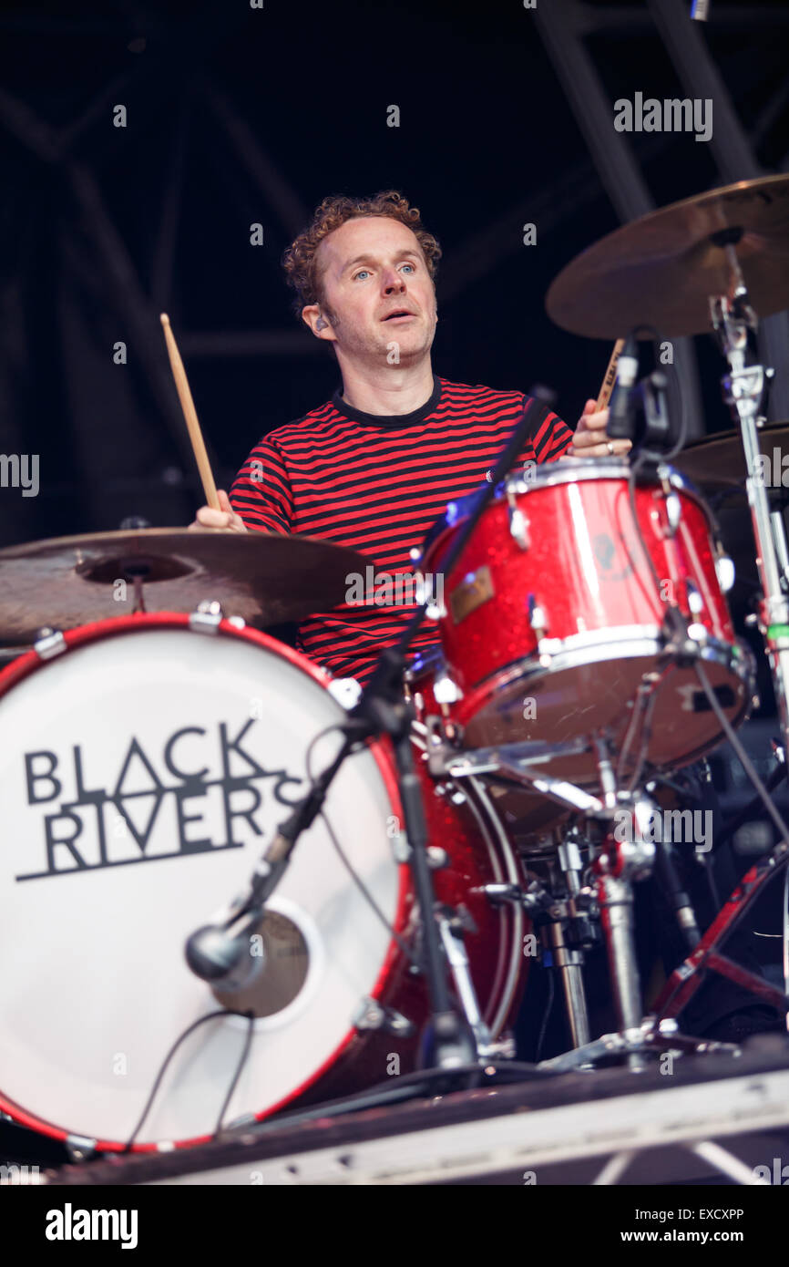 Manchester, UK. 11th July 2015. Former Doves members Jez Williams and ...