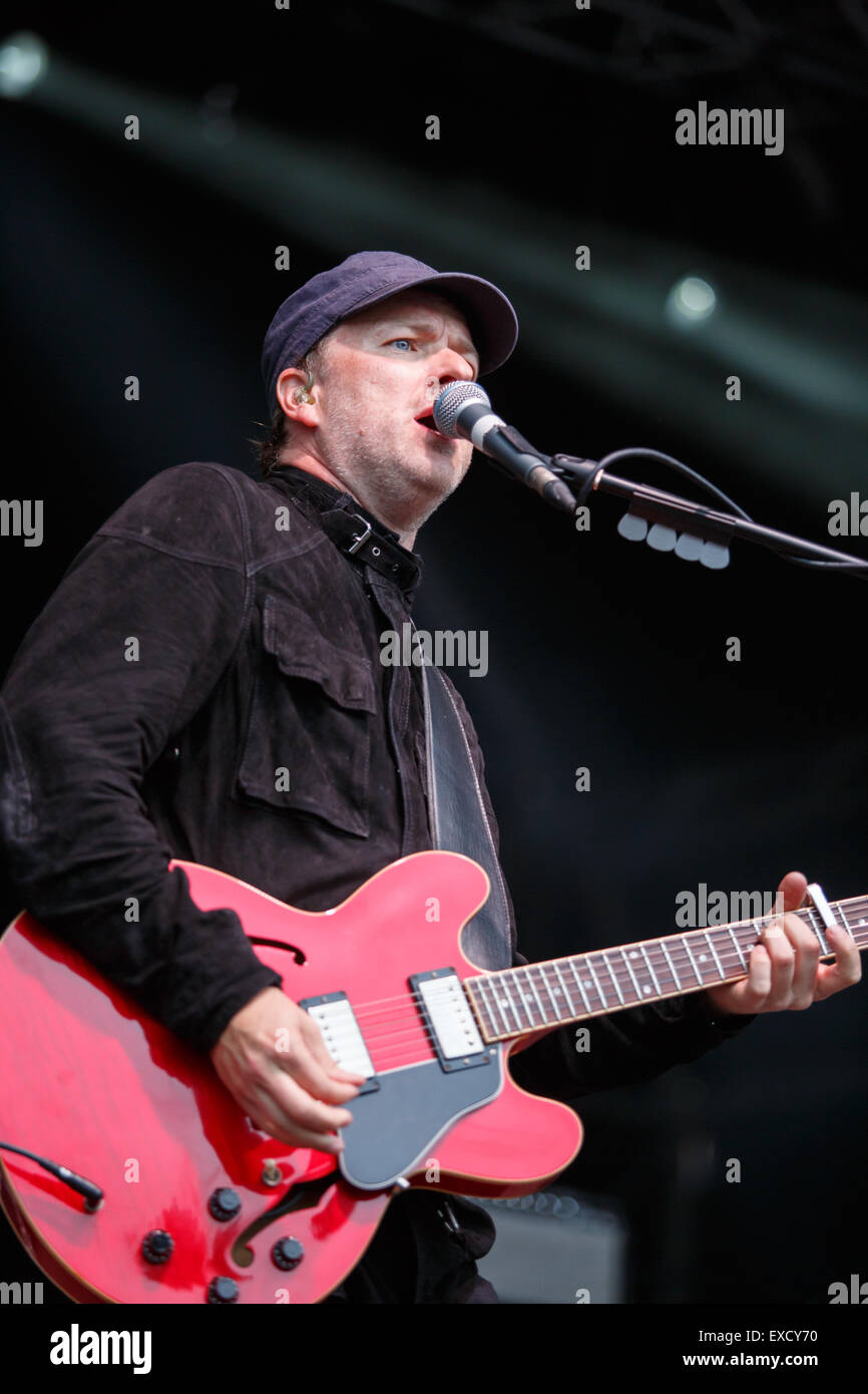 Manchester, UK. 11th July 2015. Former Doves members Jez Williams and ...